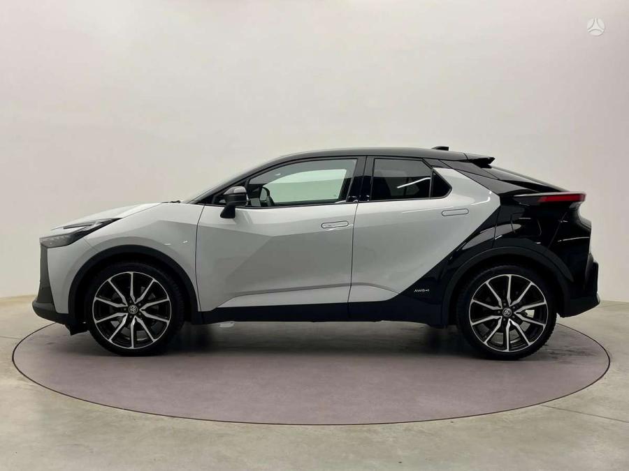 Pelēks Toyota C-HR 2024 Viļņa, ar dzinēja tilpumu 1.99 L un nobraukumu 40 tūkst. km par 39990 €, foto 6 vietnē AUTOMOTO.COM.LV
