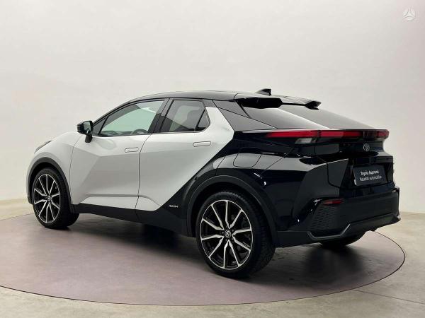 Серый Тойота C-HR 2024 в Вильнюс, объемом двигателя 1.99 л и пробегом 40 тыс. км за 39990 €, фото 6 на AUTOMOTO.COM.LV