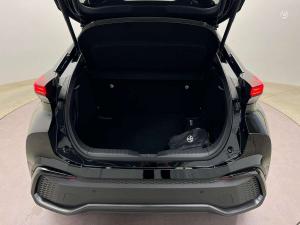 Pelēks Toyota C-HR 2024 Viļņa, ar dzinēja tilpumu 1.99 L un nobraukumu 40 tūkst. km par 39990 €, foto 16 vietnē AUTOMOTO.COM.LV