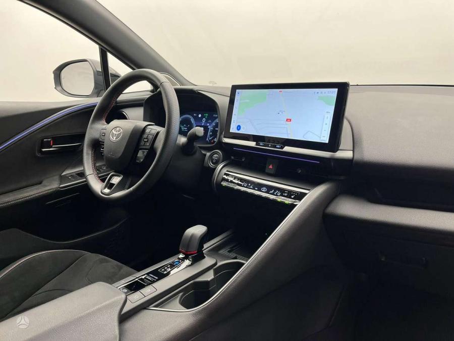 Pelēks Toyota C-HR 2024 Viļņa, ar dzinēja tilpumu 1.99 L un nobraukumu 40 tūkst. km par 39990 €, foto 22 vietnē AUTOMOTO.COM.LV