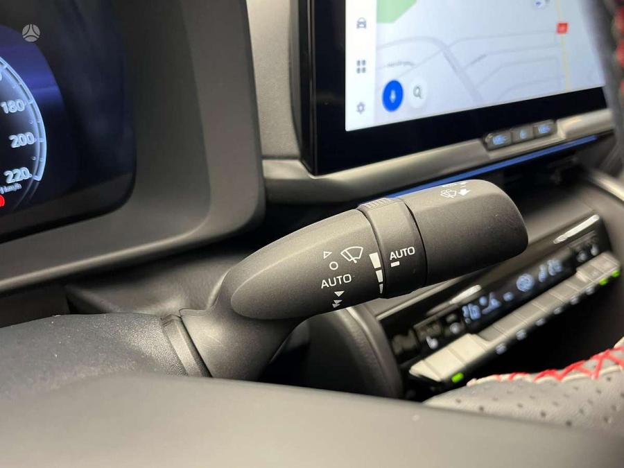 Pelēks Toyota C-HR 2024 Viļņa, ar dzinēja tilpumu 1.99 L un nobraukumu 40 tūkst. km par 39990 €, foto 28 vietnē AUTOMOTO.COM.LV