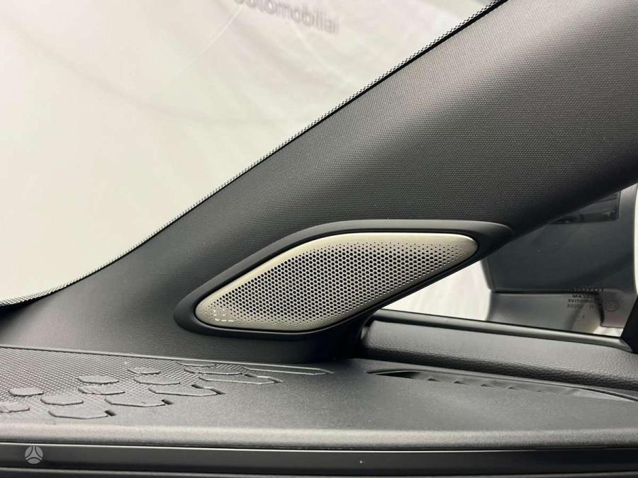 Pelēks Toyota C-HR 2024 Viļņa, ar dzinēja tilpumu 1.99 L un nobraukumu 40 tūkst. km par 39990 €, foto 39 vietnē AUTOMOTO.COM.LV