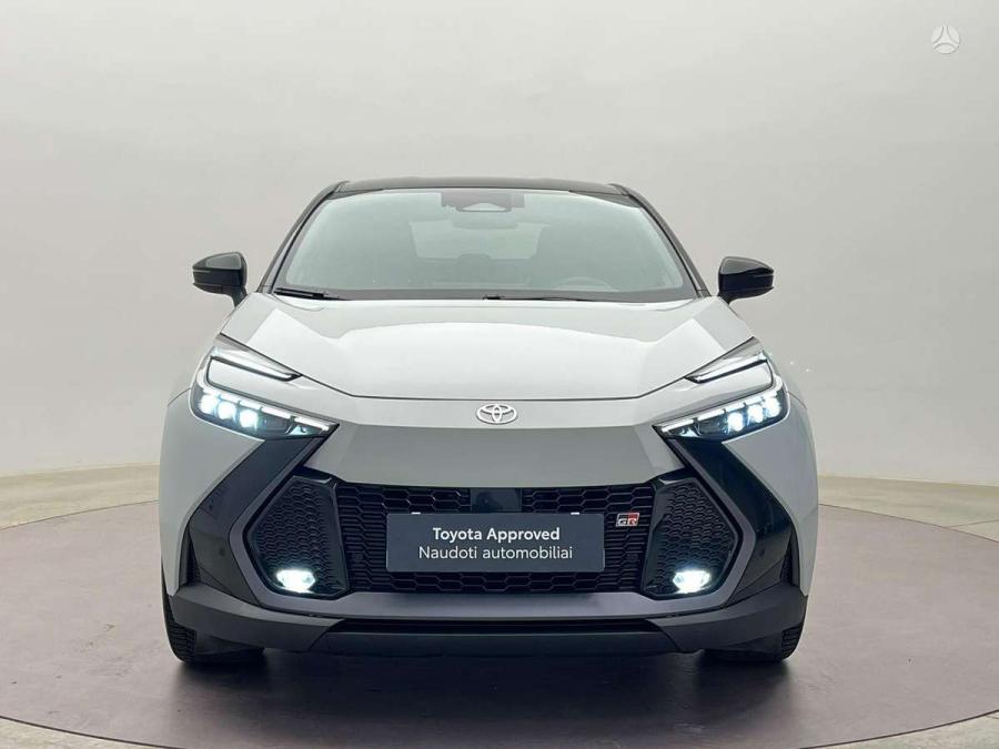 Pelēks Toyota C-HR 2024 Viļņa, ar dzinēja tilpumu 1.99 L un nobraukumu 40 tūkst. km par 39990 €, foto 44 vietnē AUTOMOTO.COM.LV