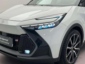 Pelēks Toyota C-HR 2024 Viļņa, ar dzinēja tilpumu 1.99 L un nobraukumu 40 tūkst. km par 39990 €, foto 45 vietnē AUTOMOTO.COM.LV