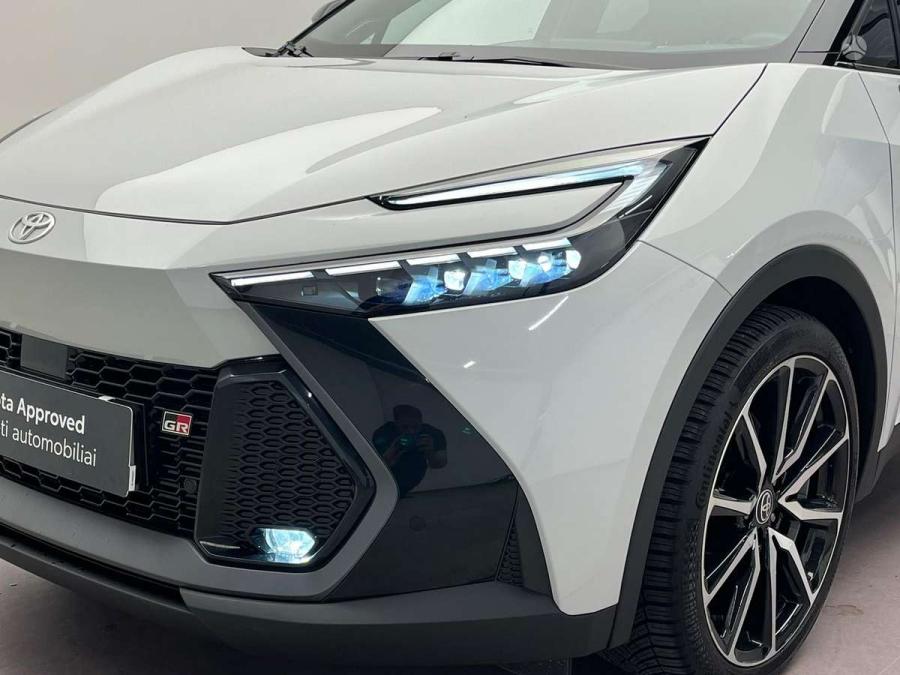 Pelēks Toyota C-HR 2024 Viļņa, ar dzinēja tilpumu 1.99 L un nobraukumu 40 tūkst. km par 39990 €, foto 45 vietnē AUTOMOTO.COM.LV