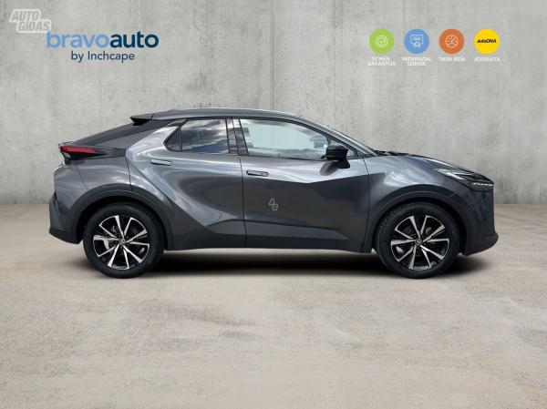 Grey Toyota C-HR 2024 in Kaunas, with an engine capacity of 1.80 L and mileage of 38 thousand km for 29771 €, photo 6 on AUTOMOTO.COM.LV