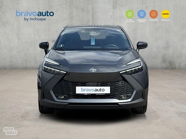 Grey Toyota C-HR 2024 in Kaunas, with an engine capacity of 1.80 L and mileage of 38 thousand km for 29771 €, photo 8 on AUTOMOTO.COM.LV