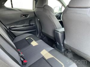 Pelēks Toyota C-HR 2024 Rīga, ar dzinēja tilpumu 1.80 L un nobraukumu 30 tūkst. km par 27990 €, foto 8 vietnē AUTOMOTO.COM.LV