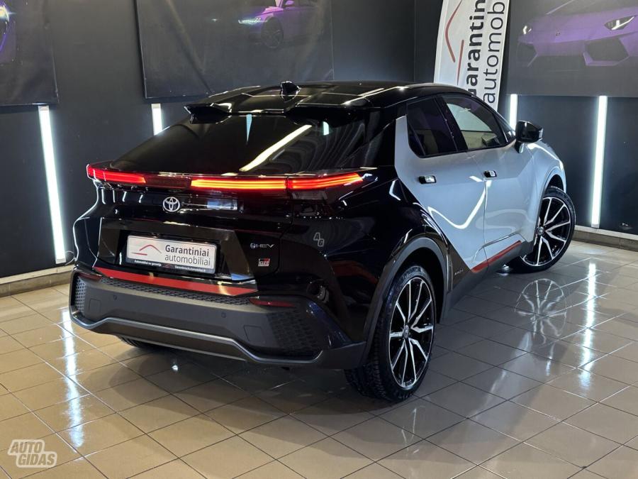 Серый Тойота C-HR 2024 в Авиженяй, объемом двигателя 2.00 л и пробегом 10 тыс. км за 37750 €, фото 3 на AUTOMOTO.COM.LV