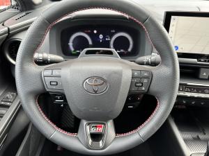 Серый Тойота C-HR 2024 в Авиженяй, объемом двигателя 2.00 л и пробегом 10 тыс. км за 37750 €, фото 7 на AUTOMOTO.COM.LV