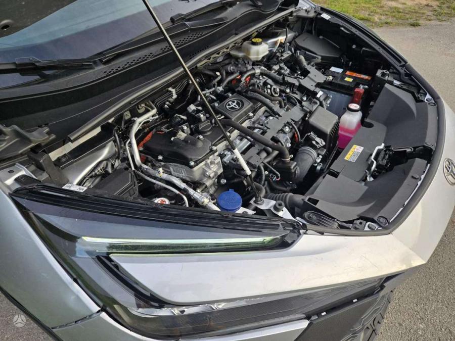 Серый Тойота C-HR 2024 в Шяуляй, объемом двигателя 1.80 л и пробегом 30 тыс. км за 16990 €, фото 20 на AUTOMOTO.COM.LV