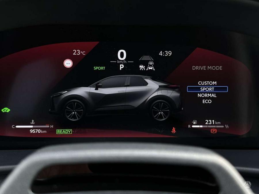 Серый Тойота C-HR 2024 в Вильнюс, объемом двигателя 2.00 л и пробегом 10 тыс. км за 37750 €, фото 14 на AUTOMOTO.COM.LV