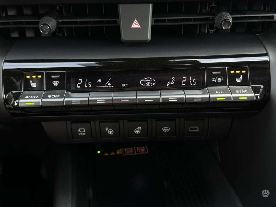Серый Тойота C-HR 2024 в Вильнюс, объемом двигателя 2.00 л и пробегом 10 тыс. км за 37750 €, фото 26 на AUTOMOTO.COM.LV
