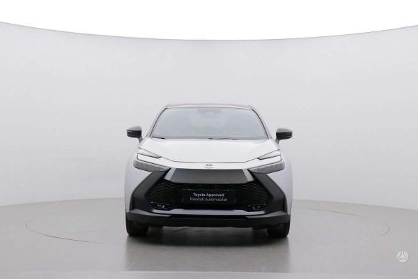 Серый Тойота C-HR 2024 в Вильнюс, объемом двигателя 1.80 л и пробегом 62 тыс. км за 33900 €, фото 6 на AUTOMOTO.COM.LV