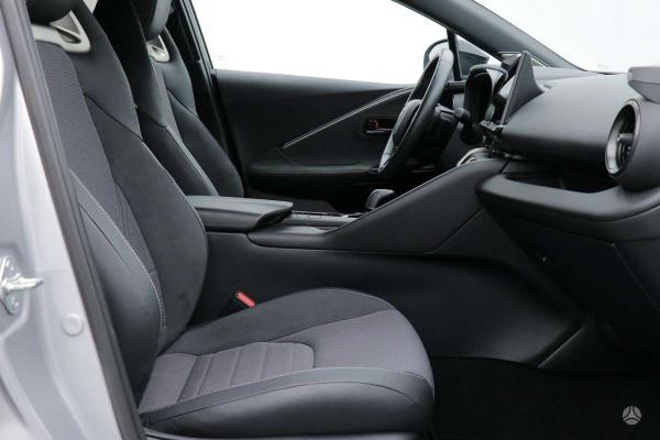 Серый Тойота C-HR 2024 в Вильнюс, объемом двигателя 1.80 л и пробегом 62 тыс. км за 33900 €, фото 9 на AUTOMOTO.COM.LV