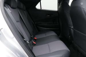 Pelēks Toyota C-HR 2024 Viļņa, ar dzinēja tilpumu 1.80 L un nobraukumu 62 tūkst. km par 33900 €, foto 11 vietnē AUTOMOTO.COM.LV