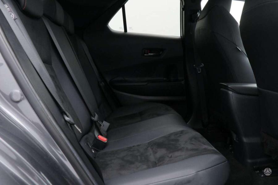 Серый Тойота C-HR 2024 в Вильнюс, объемом двигателя 1.99 л и пробегом 59 тыс. км за 40900 €, фото 10 на AUTOMOTO.COM.LV