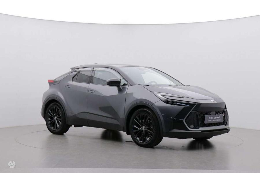 Серый Тойота C-HR 2024 в Вильнюс, объемом двигателя 1.99 л и пробегом 59 тыс. км за 40900 €, фото 18 на AUTOMOTO.COM.LV