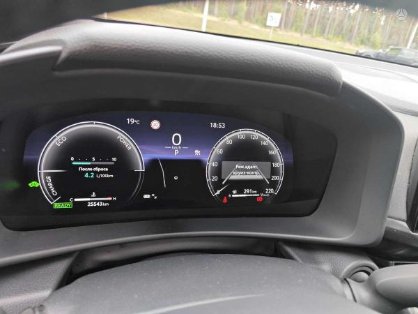 Pelēks Toyota C-HR 2024 Rīga, ar dzinēja tilpumu 1.80 L un nobraukumu 26 tūkst. km par 25200 €, foto 7 vietnē AUTOMOTO.COM.LV