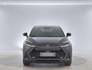 Pelēks Toyota C-HR 2025 Viļņa, ar dzinēja tilpumu 1.80 L un nobraukumu 20 tūkst. km par 28900 €, foto 4 vietnē AUTOMOTO.COM.LV
