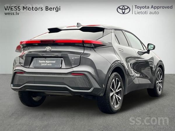Grey Toyota C-HR 2025 in Riga, with an engine capacity of 1.80 L and mileage of 19 thousand km for 27990 €, photo 2 on AUTOMOTO.COM.LV