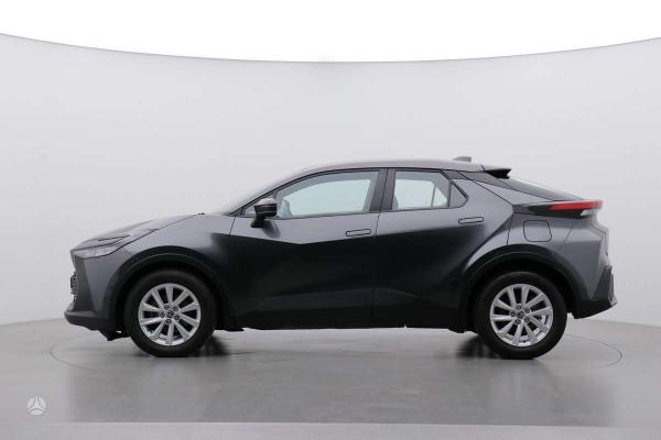 Grey Toyota C-HR 2025 in Vilnius, with an engine capacity of 1.80 L and mileage of 19 thousand km for 26500 €, photo 3 on AUTOMOTO.COM.LV