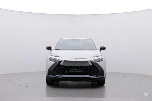 Grey Toyota C-HR 2025 in Vilnius, with an engine capacity of 1.80 L and mileage of 14 thousand km for 29990 €, photo 6 on AUTOMOTO.COM.LV