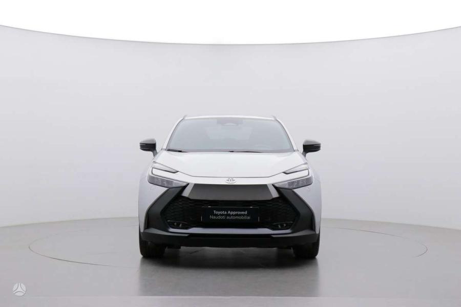Серый Тойота C-HR 2025 в Вильнюс, объемом двигателя 1.80 л и пробегом 15 тыс. км за 29990 €, фото 6 на AUTOMOTO.COM.LV