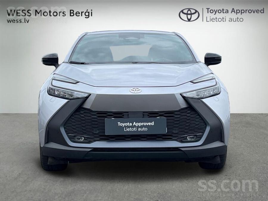 Pelēks Toyota C-HR 2025 Rīga, ar dzinēja tilpumu 1.80 L un nobraukumu 24 tūkst. km par 28490 €, foto 6 vietnē AUTOMOTO.COM.LV