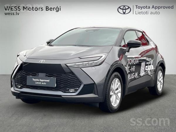 Grey Toyota C-HR 2025 in Riga, with an engine capacity of 2.00 L and mileage of 10 thousand km for 41990 €, photo 1 on AUTOMOTO.COM.LV