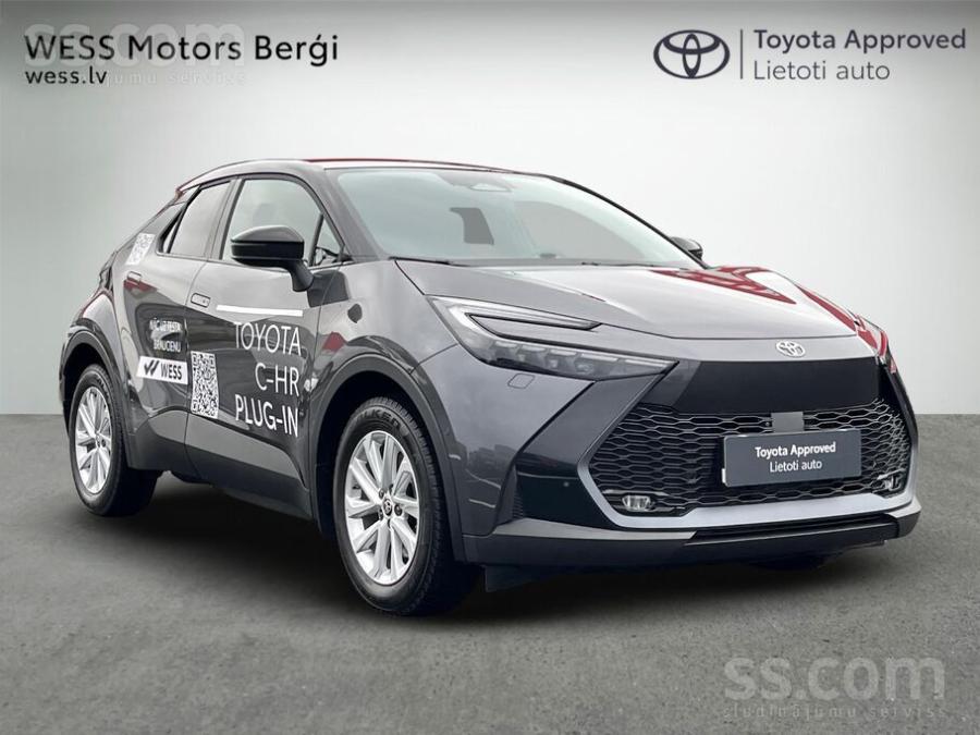 Grey Toyota C-HR 2025 in Riga, with an engine capacity of 2.00 L and mileage of 10 thousand km for 41990 €, photo 29 on AUTOMOTO.COM.LV
