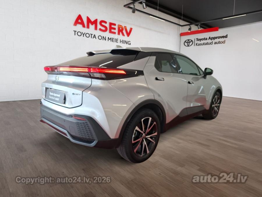 Grey Toyota C-HR 2025 in Viljandi, with an engine capacity of 1.80 L and mileage of 24 thousand km for 28990 €, photo 3 on AUTOMOTO.COM.LV