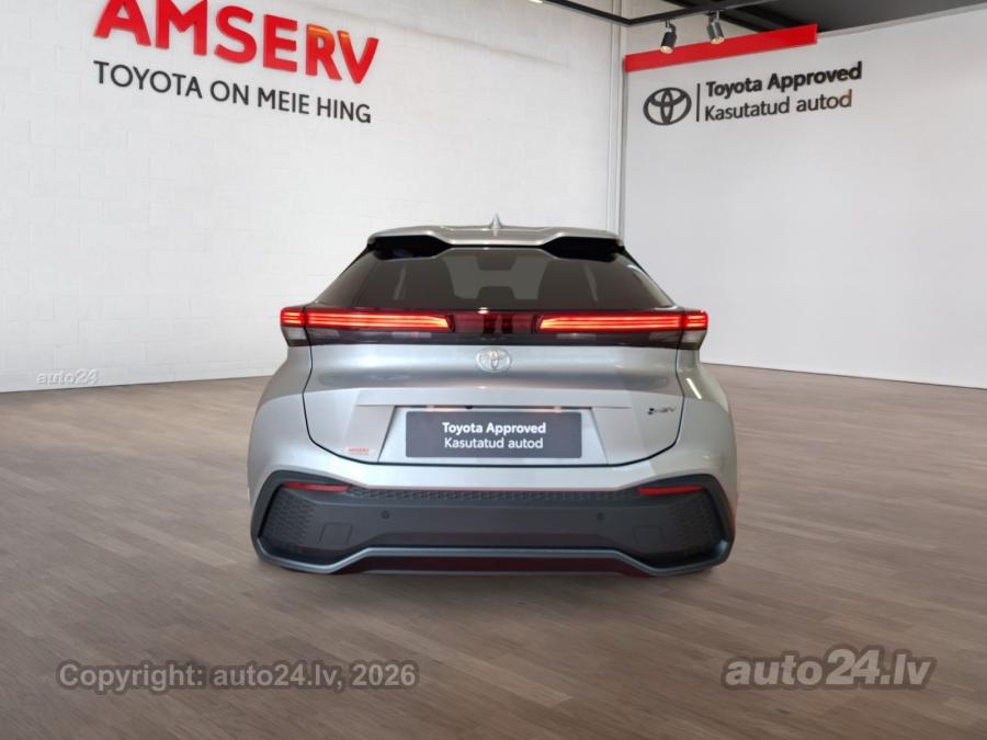 Grey Toyota C-HR 2025 in Viljandi, with an engine capacity of 1.80 L and mileage of 24 thousand km for 28990 €, photo 5 on AUTOMOTO.COM.LV