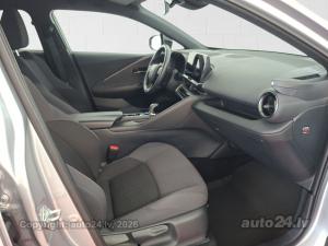 Grey Toyota C-HR 2025 in Viljandi, with an engine capacity of 1.80 L and mileage of 24 thousand km for 28990 €, photo 7 on AUTOMOTO.COM.LV