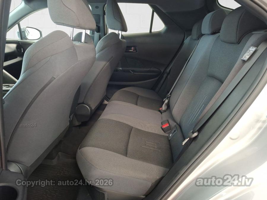 Grey Toyota C-HR 2025 in Viljandi, with an engine capacity of 1.80 L and mileage of 24 thousand km for 28990 €, photo 8 on AUTOMOTO.COM.LV