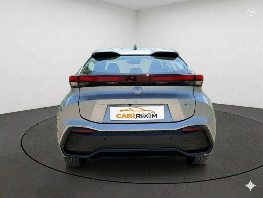 Серый Тойота C-HR 2025 в Вильнюс, объемом двигателя 1.80 л и пробегом 7 тыс. км за 26999 €, фото 8 на AUTOMOTO.COM.LV