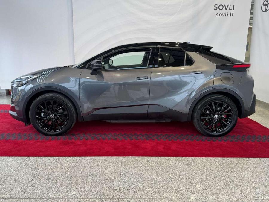 Серый Тойота C-HR 2025 в Шяуляй, объемом двигателя 1.99 л и пробегом 16 тыс. км за 37900 €, фото 5 на AUTOMOTO.COM.LV
