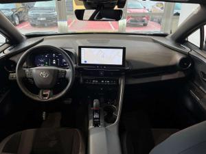 Pelēks Toyota C-HR 2025 Šauļi, ar dzinēja tilpumu 1.99 L un nobraukumu 16 tūkst. km par 37900 €, foto 18 vietnē AUTOMOTO.COM.LV