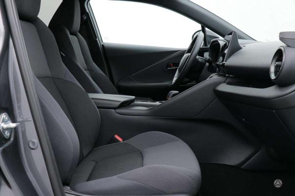 Pelēks Toyota C-HR 2025 Viļņa, ar dzinēja tilpumu 1.80 L un nobraukumu 31 tūkst. km par 31990 €, foto 9 vietnē AUTOMOTO.COM.LV