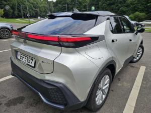 Pelēks Toyota C-HR 2025 Kauņa, ar dzinēja tilpumu 2.00 L un nobraukumu 5 tūkst. km par 33000 €, foto 14 vietnē AUTOMOTO.COM.LV