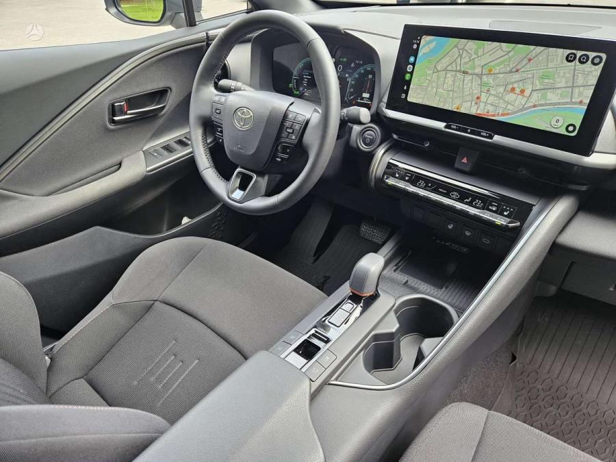 Pelēks Toyota C-HR 2025 Kauņa, ar dzinēja tilpumu 2.00 L un nobraukumu 5 tūkst. km par 33000 €, foto 34 vietnē AUTOMOTO.COM.LV
