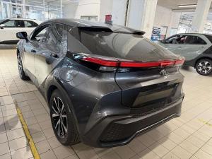 Grey Toyota C-HR 2025 in Siauliai, with an engine capacity of 1.99 L and mileage of 3 thousand km for 22700 €, photo 7 on AUTOMOTO.COM.LV