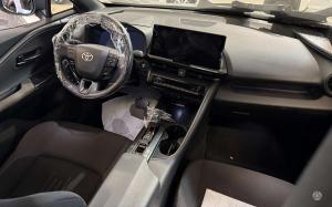 Grey Toyota C-HR 2025 in Siauliai, with an engine capacity of 1.99 L and mileage of 3 thousand km for 22700 €, photo 11 on AUTOMOTO.COM.LV