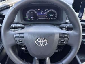 Grey Toyota C-HR 2025 in Vilnius, with an engine capacity of 1.80 L and mileage of 35 thousand km for 26500 €, photo 10 on AUTOMOTO.COM.LV