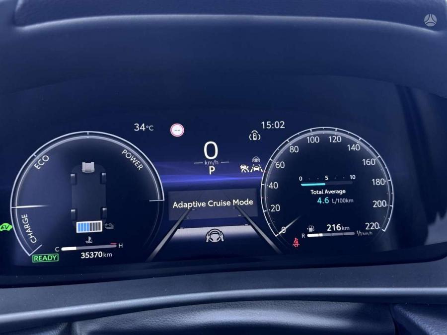 Grey Toyota C-HR 2025 in Vilnius, with an engine capacity of 1.80 L and mileage of 35 thousand km for 26500 €, photo 11 on AUTOMOTO.COM.LV