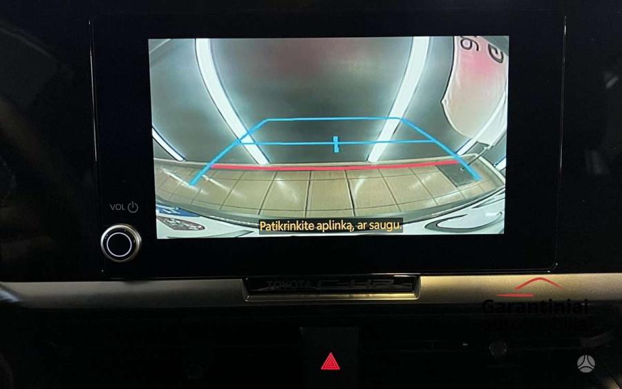Grey Toyota C-HR 2025 in Vilnius, with an engine capacity of 1.80 L and mileage of 35 thousand km for 26500 €, photo 23 on AUTOMOTO.COM.LV