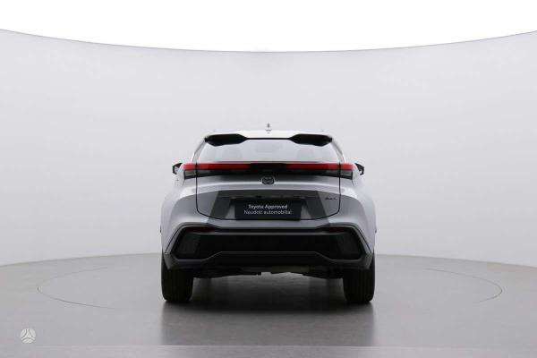 Pelēks Toyota C-HR 2025 Viļņa, ar dzinēja tilpumu 1.80 L un nobraukumu 24 tūkst. km par 29990 €, foto 5 vietnē AUTOMOTO.COM.LV