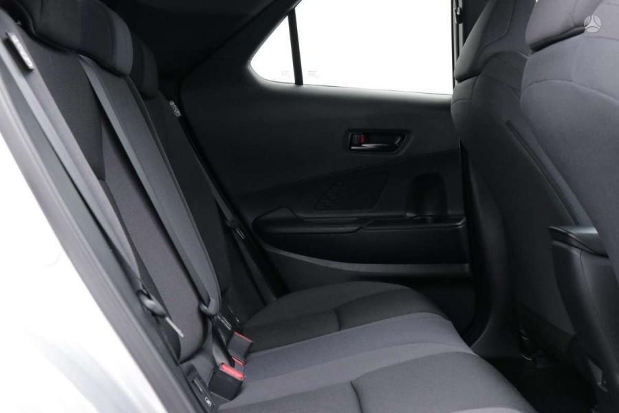 Pelēks Toyota C-HR 2025 Viļņa, ar dzinēja tilpumu 1.80 L un nobraukumu 24 tūkst. km par 29990 €, foto 11 vietnē AUTOMOTO.COM.LV