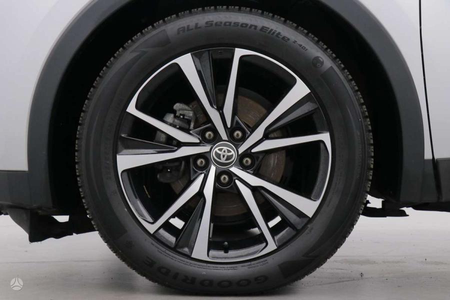 Pelēks Toyota C-HR 2025 Viļņa, ar dzinēja tilpumu 1.80 L un nobraukumu 24 tūkst. km par 29990 €, foto 17 vietnē AUTOMOTO.COM.LV