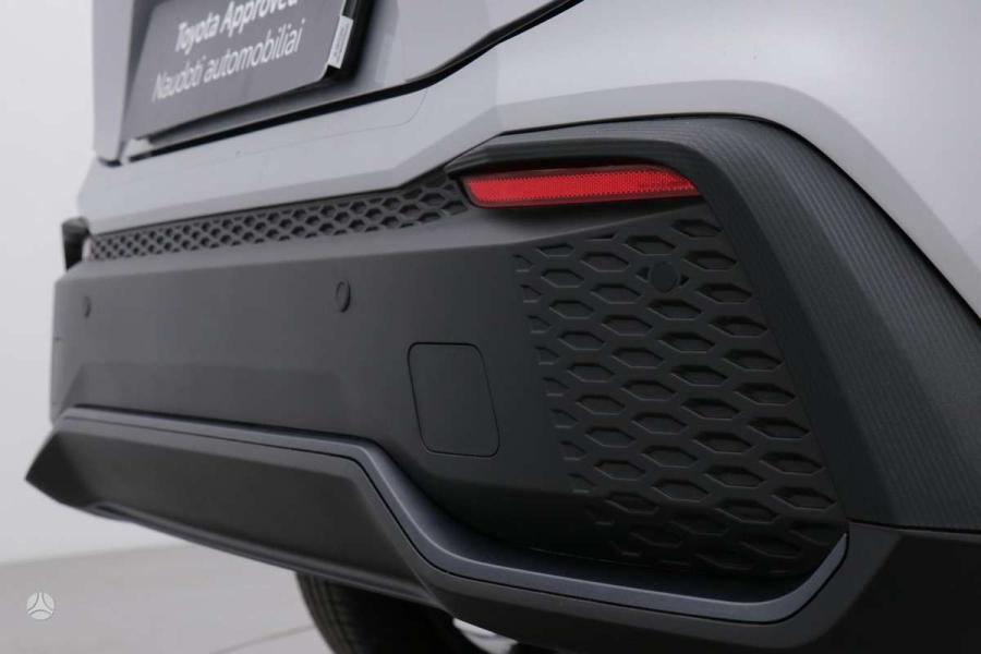 Pelēks Toyota C-HR 2025 Viļņa, ar dzinēja tilpumu 1.80 L un nobraukumu 24 tūkst. km par 29990 €, foto 22 vietnē AUTOMOTO.COM.LV